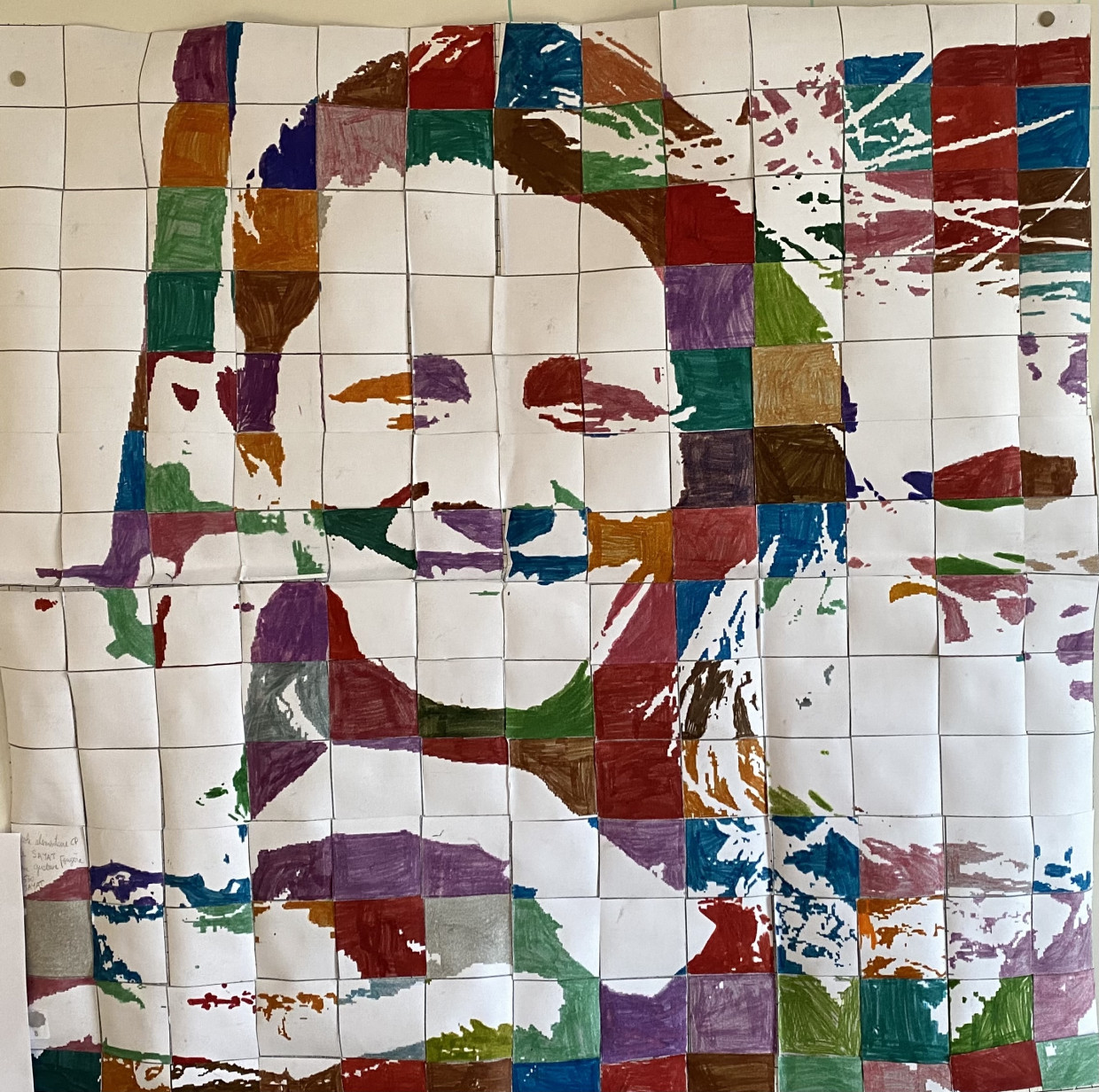 Réaliser un portrait de Sam Davies à la manière de Chuck Close